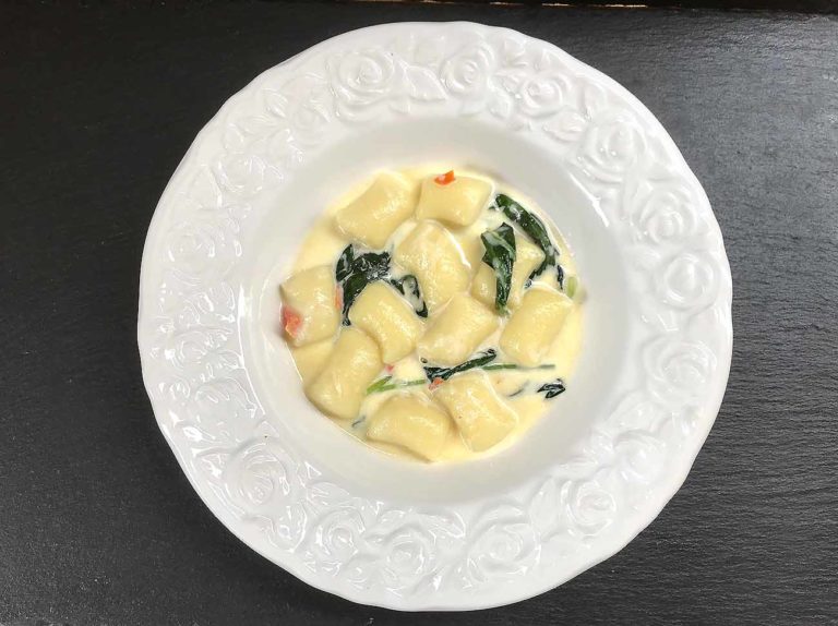 Njoki u kremastom umaku - Okusi.eu